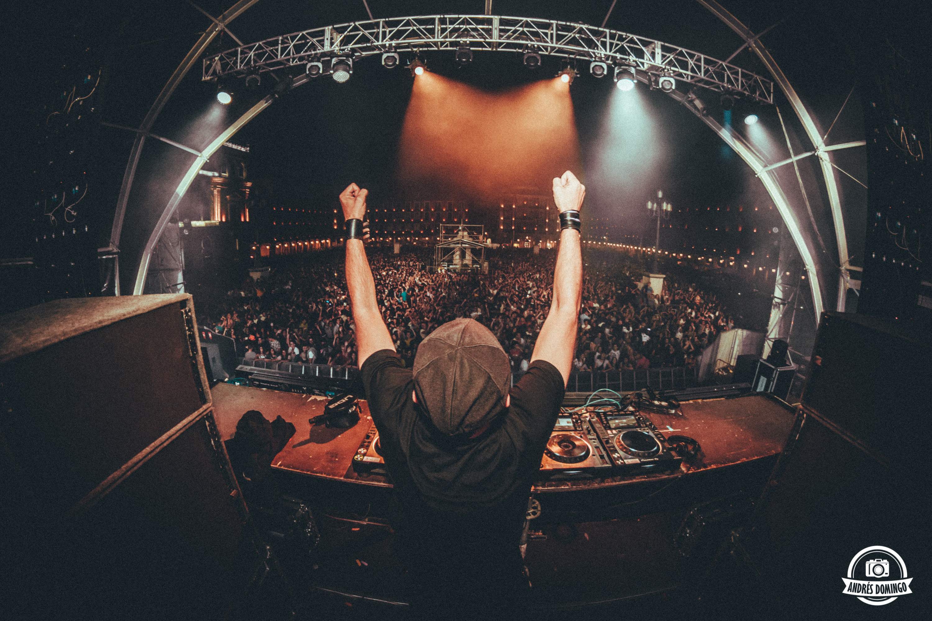 In Sessions: Wikolia, Funk & Show, Play Trance | LOS40 Dance | LOS40